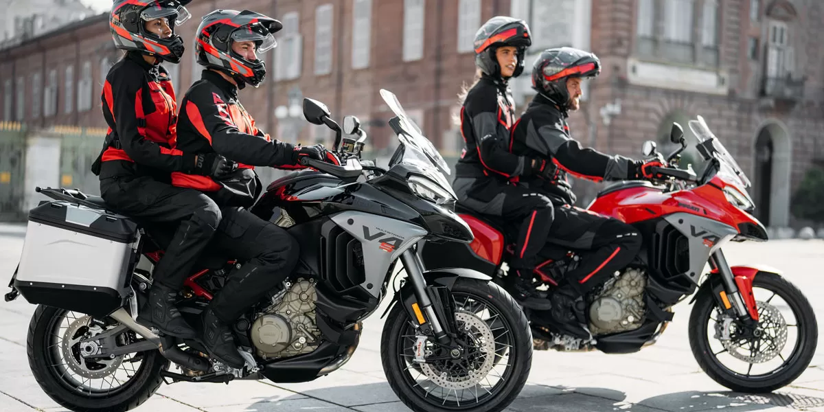 Ducati Motorcycle Dealers | LIND Ducati North London